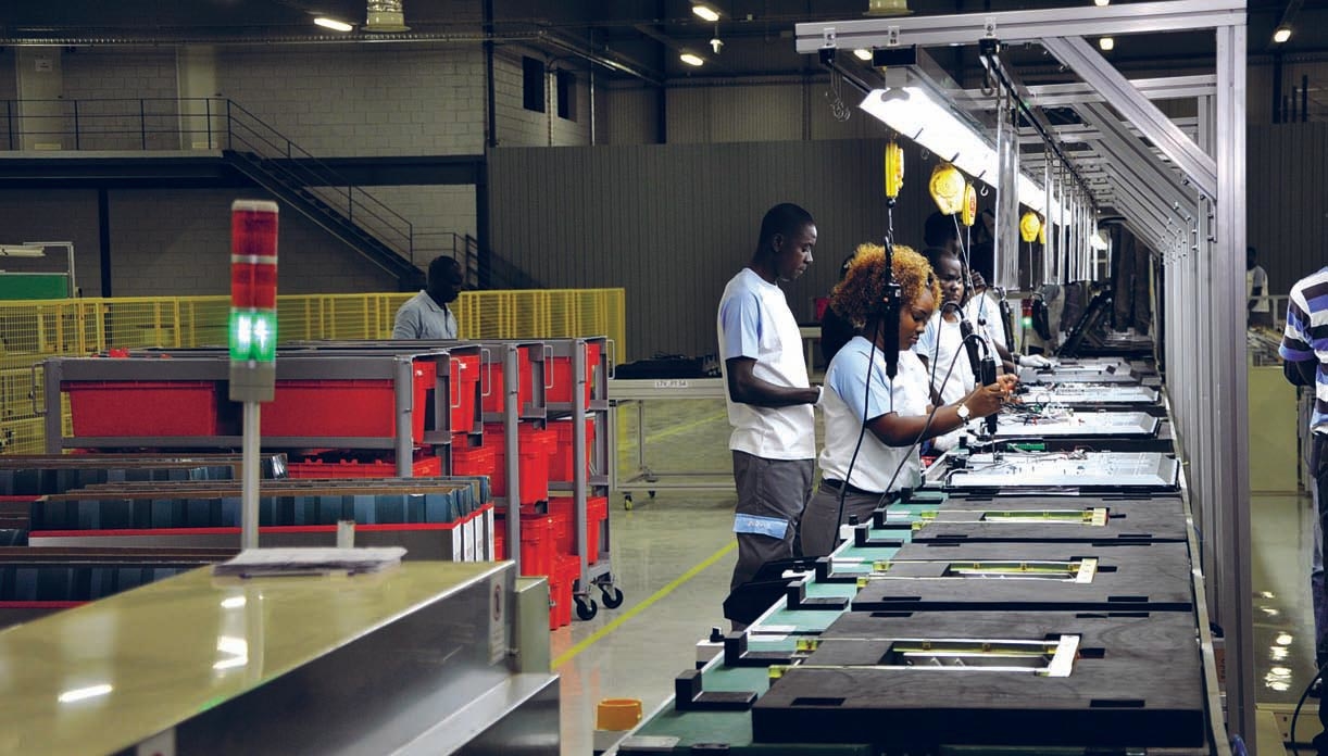 Angola implementa melhores condições de trabalho
